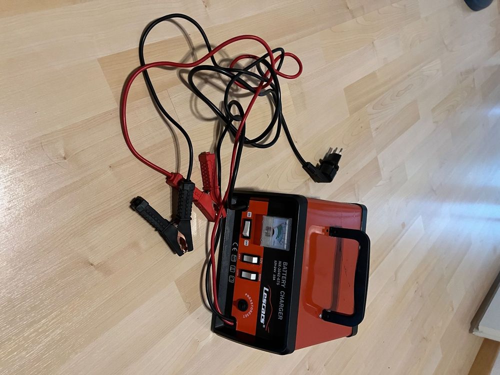 Auflader für Autobaterie (Gebraucht) in Oberuzwil für CHF 15 – nur ...