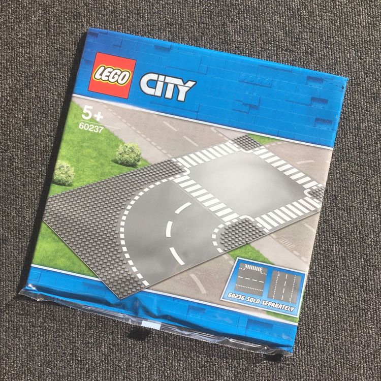 LEGO® City Kurve und Kreuzung (60237) (Neu und originalverpackt) in ...