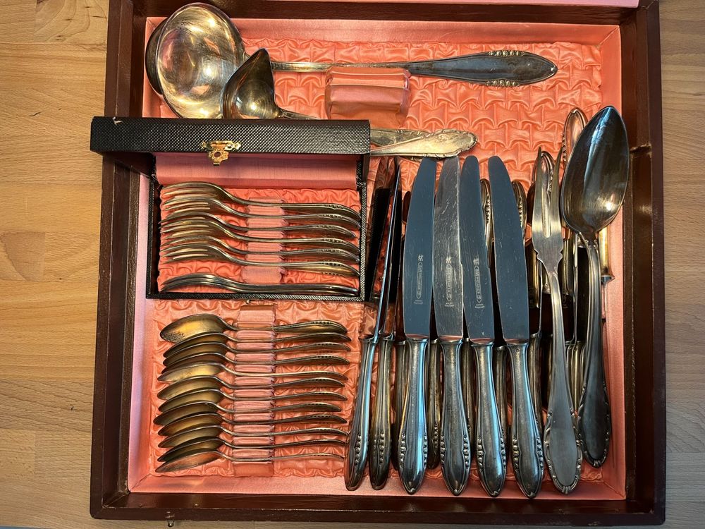 Antikes Wellner Silberbesteck, 70 Teile, Silber 90 (Gebraucht) in Oberwil-Lieli für CHF 195 ...