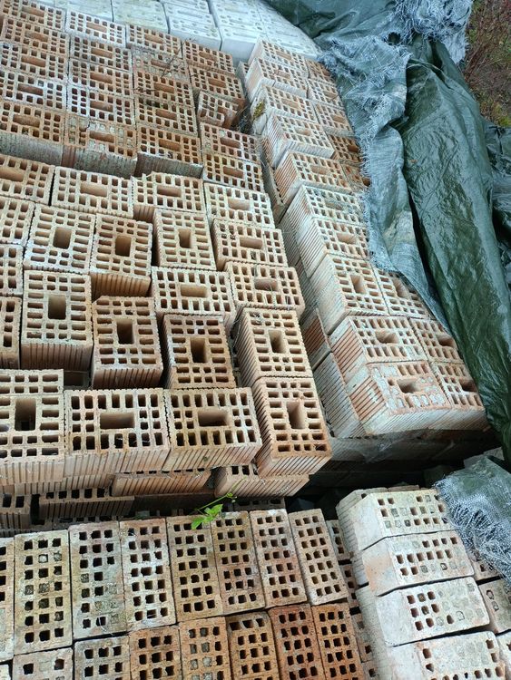 Backsteine (Gebraucht) in Altikon für CHF 1 – nur Abholung auf Ricardo ...