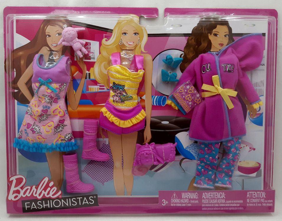 BARBIE FASHIONISTAS SLEEPOVER PARTY OUTFITS SET W3165 2011 (Neu und ...