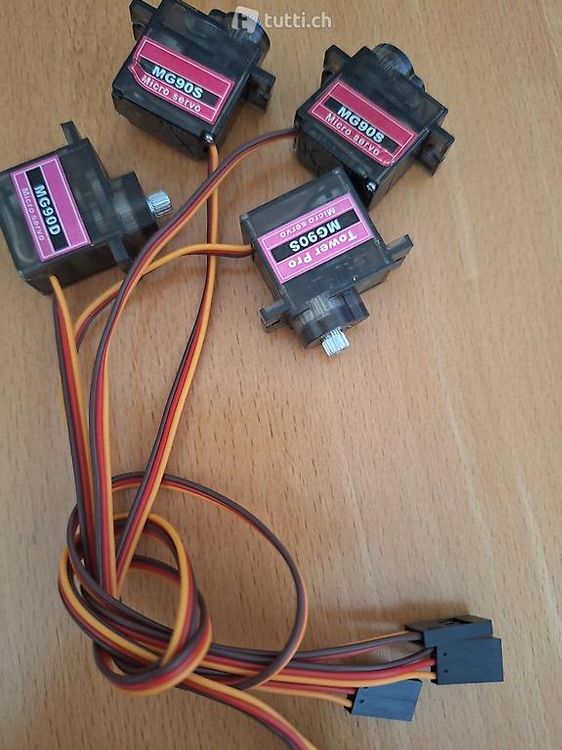 Micro Servos (Neu (gemäss Beschreibung)) in Spiez für CHF 15 – mit ...