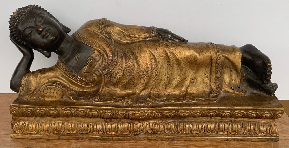 Grosser Liegender Chines Bronze Buddha (Gebraucht) in Root für CHF 750 – mit Lieferung auf ...