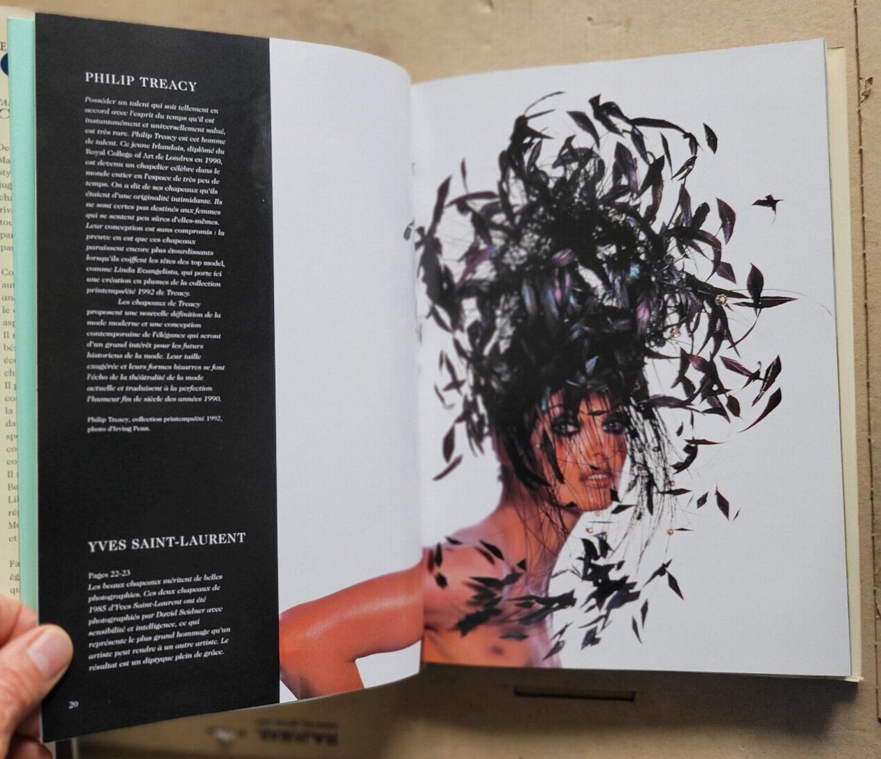 Le chapeau et la mode de Colin McDowell 300 illustrations (D'occasion ...