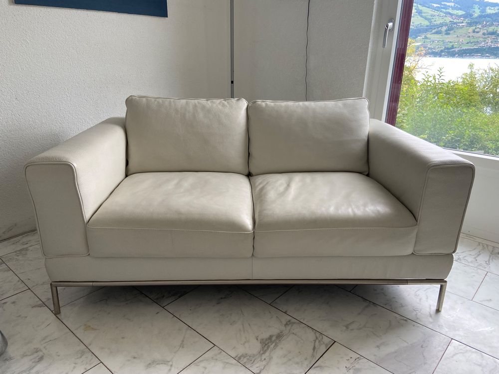 Weisses 2er-Ledersofa Arild (Gebraucht) in Spiez für CHF 350 – nur Abholung auf Ricardo kaufen