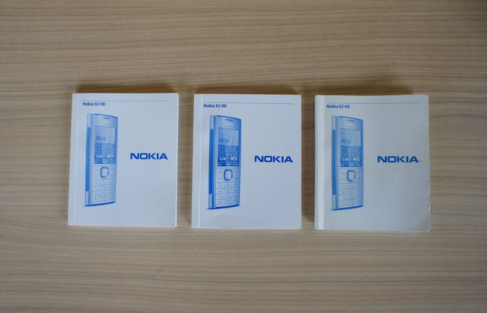 Original Nokia X2 Verpackung und Bedienungsanleitung (Gebraucht) in Einigen für CHF 5 – mit ...