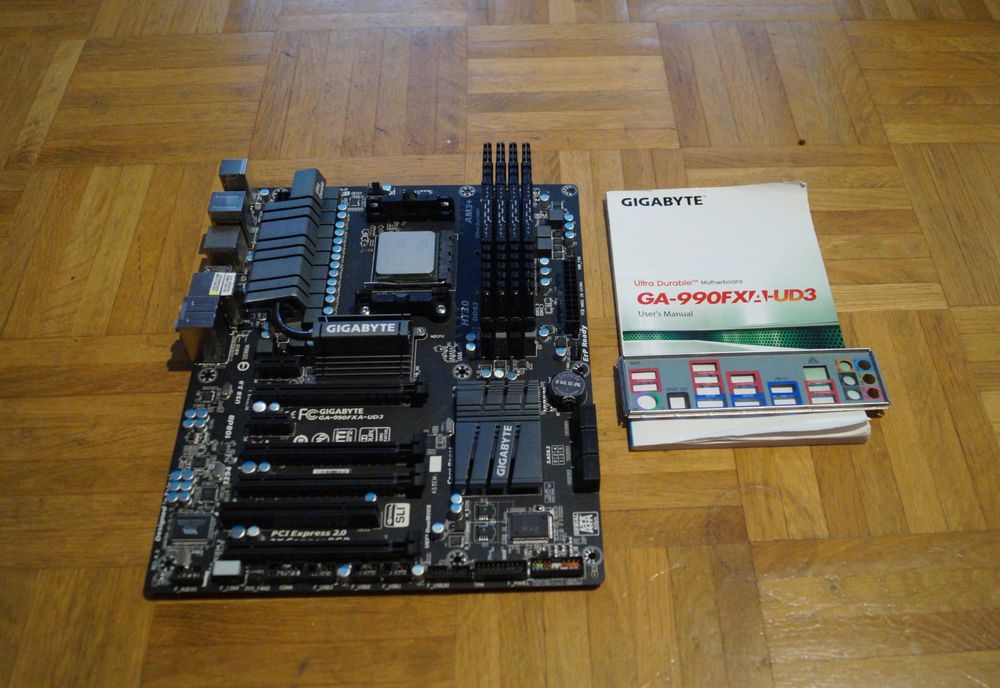 Gigabyte 990FXA-UD3 / AMD FX8350 / 16GB RAM / | Kaufen auf Ricardo