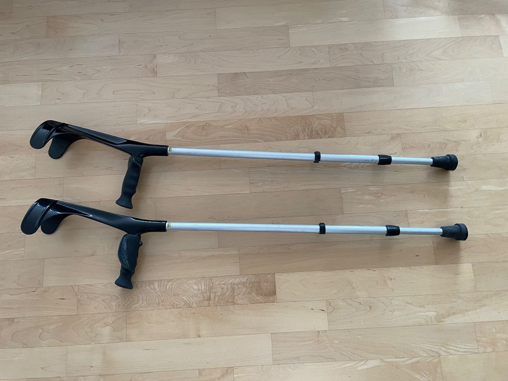 Krücken / Gehilfe | Kaufen auf Ricardo