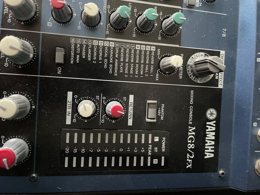 YAMAHA MG8/2FX (Gebraucht) in Nebikon für CHF 66 – mit Lieferung auf Ricardo kaufen