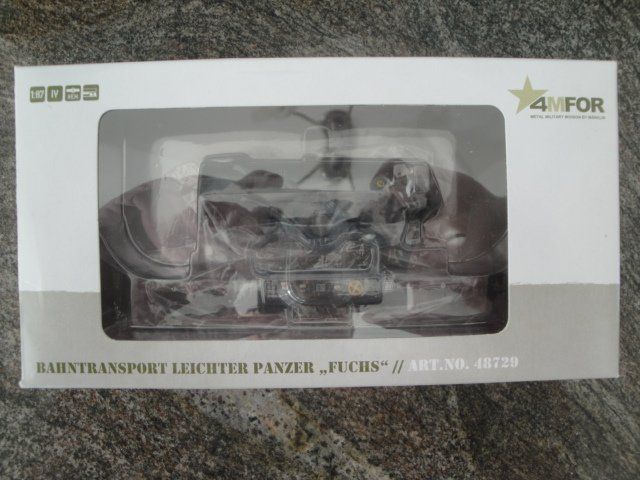 Märklin HO 48729. Wagon plat avec Panzer Fuchs 4 MFOR (Neu und ...