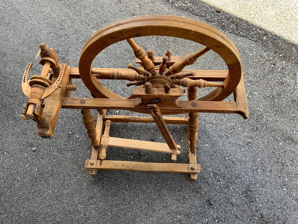 Altes Spinnrad mit Spindel | Kaufen auf Ricardo