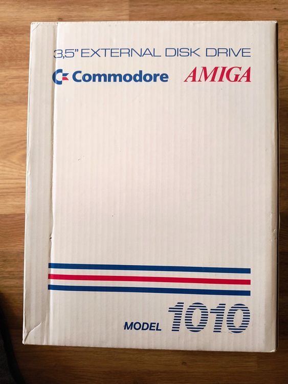 Amiga 1010 External Disk Drive 3,5" siehe Fotos (Defekt) in Grenchen für CHF 80 – mit Lieferung ...
