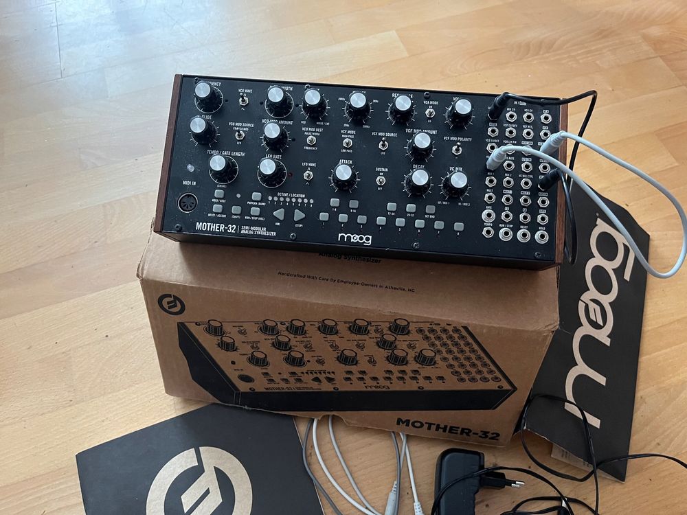 Moog Mother 32 (Gebraucht) in für CHF 475 – mit Lieferung auf Ricardo ...
