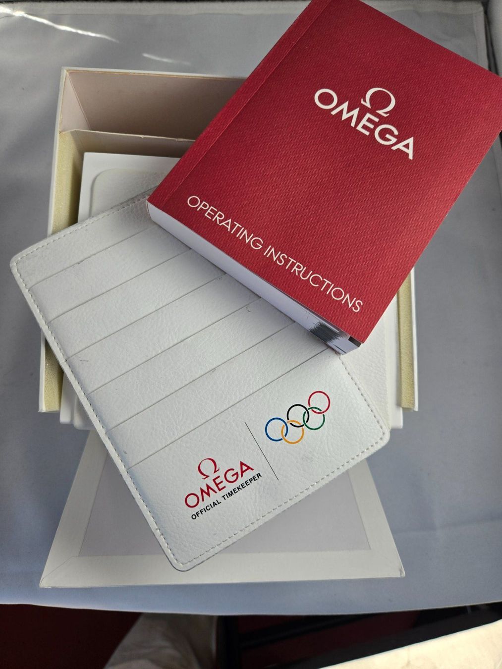 Omega Olympic Games Uhrenbox (Gebraucht) in Chabrey für CHF 190 – mit ...