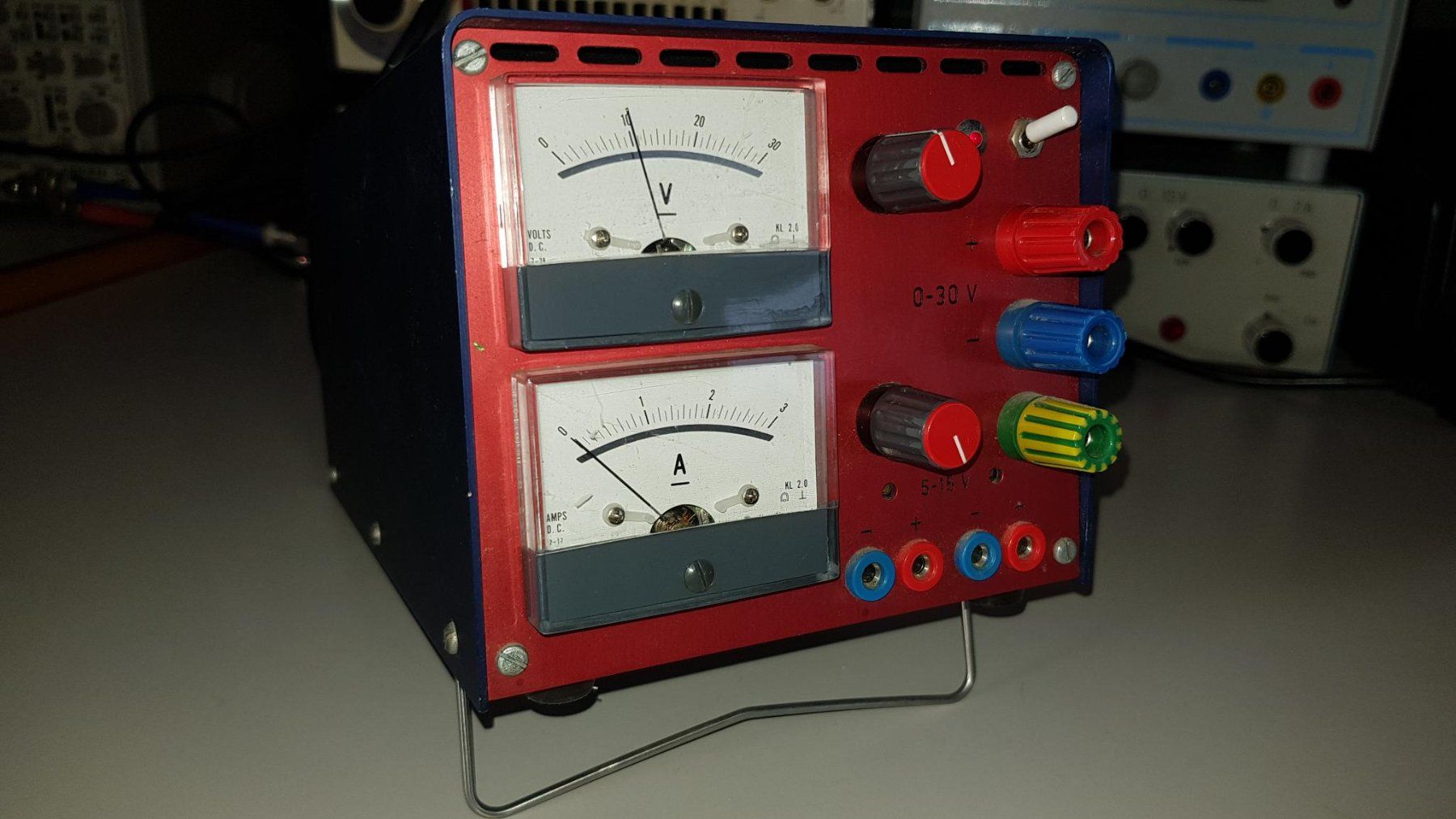 Gebrauchtes Labornetzteil, nominal 0-30V (Gebraucht) in Frauenfeld für ...