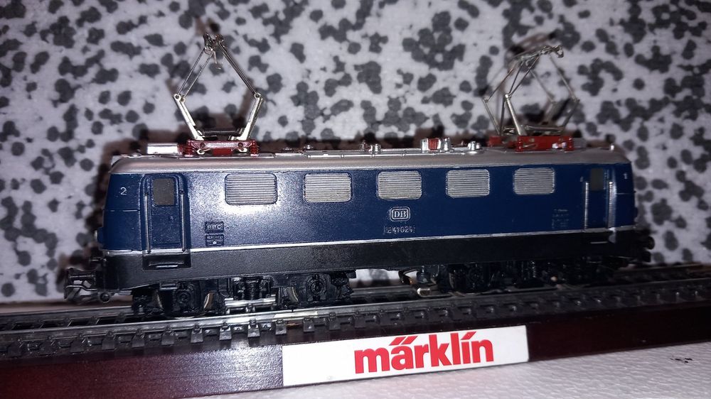 Märklin DB, E-Lok HO mit Trafo + 6 Märklin Personenwagen | Acheter sur ...