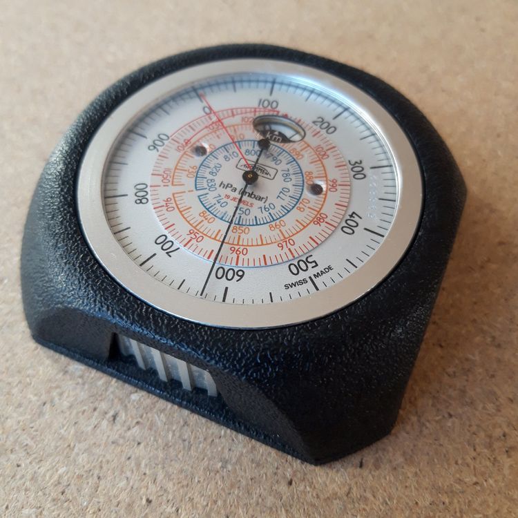 Höhenmesser Thommen, Altimeter, Barometer, Swiss Made | Kaufen auf Ricardo