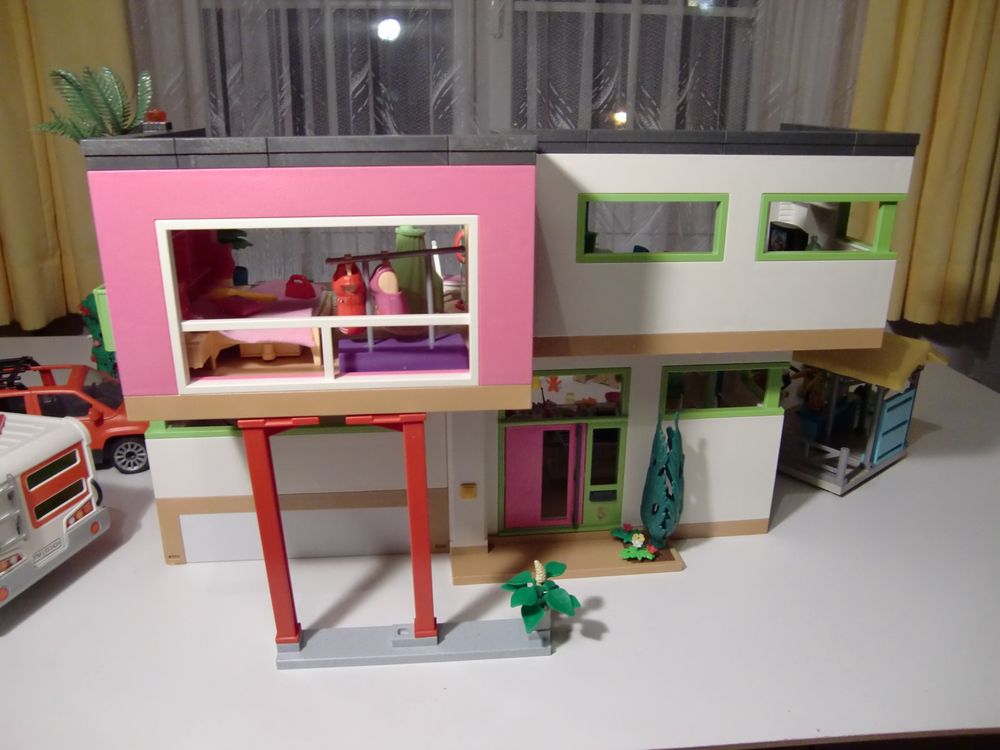 Playmobil Luxus Villa / Haus mit Pool + Gartenparty usw. | Kaufen auf ...