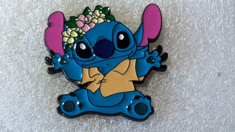 Ansteckpin 105: Disney Stitch aus Lilo & Stitch (Gebraucht) in Oppligen ...
