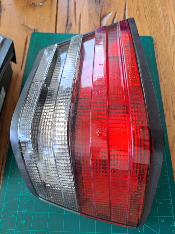 W124 Rückleuchten Original Mercedes-Benz | Kaufen auf Ricardo