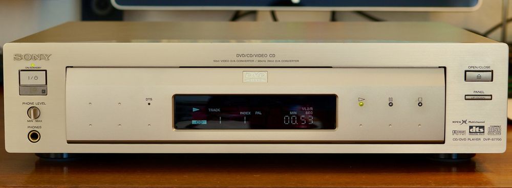 SONY DVP-S7700 (Gebraucht) in Aarwangen für CHF 99 – mit Lieferung auf Ricardo kaufen