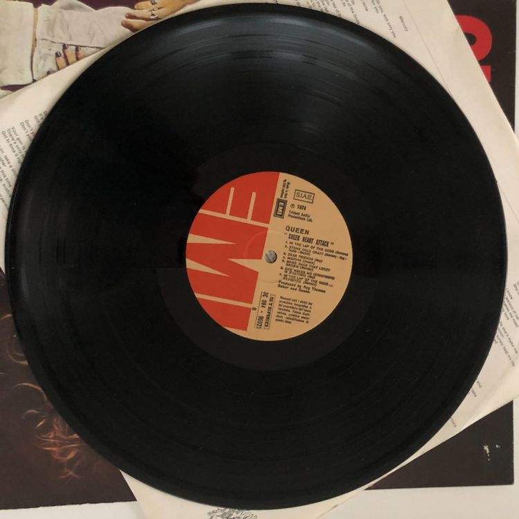 QUEEN: Sheer Heart Attack LP 1974 | Kaufen auf Ricardo
