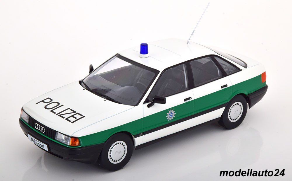 Audi 80 B3 Polizei 1989 grün-weiss / Triple 9 1:18 (Neu und ...