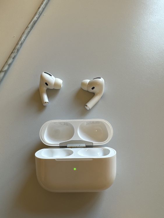Air pod 1ere génération (Gebraucht) in Onex für CHF 41 – mit Lieferung ...