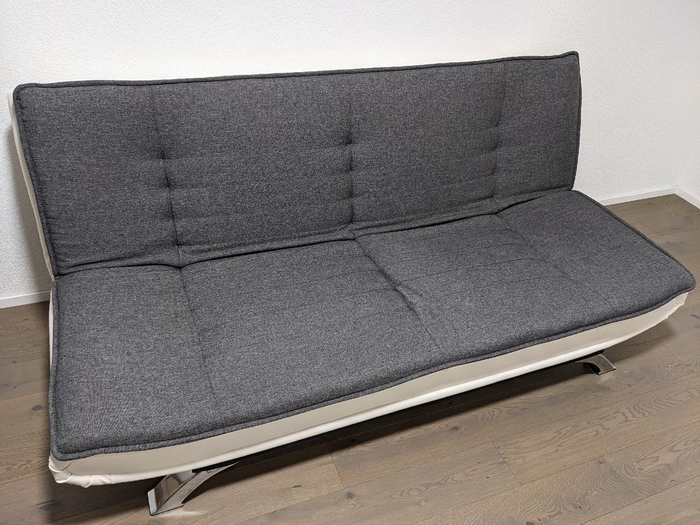 Schickes Schlafsofa Weiss/Grau, Sofa mit Bettfunktion | Kaufen auf Ricardo