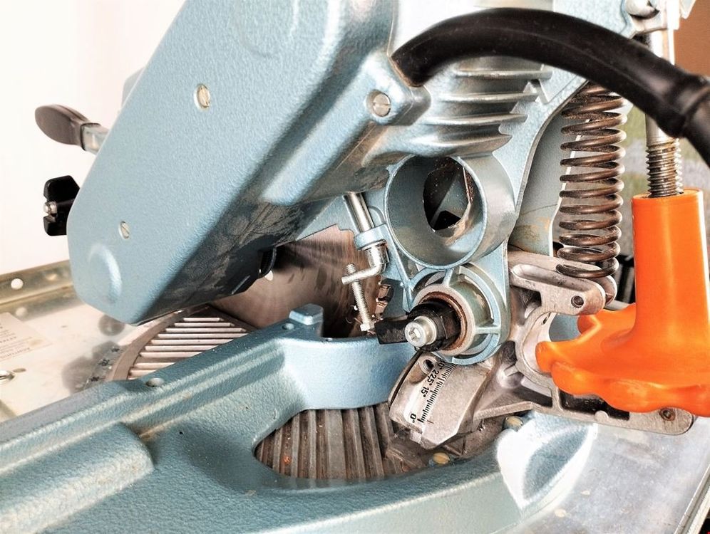 ELU TGS 172 Tisch- und Klappfräse (Gebraucht) in für CHF 150 – nur ...