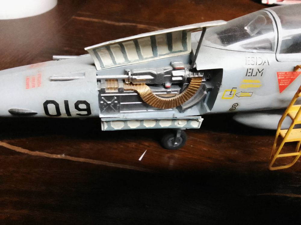 Model F5 Tiger Schweizer Luftwaffe (Defekt) in Ursenbach für CHF 23 ...