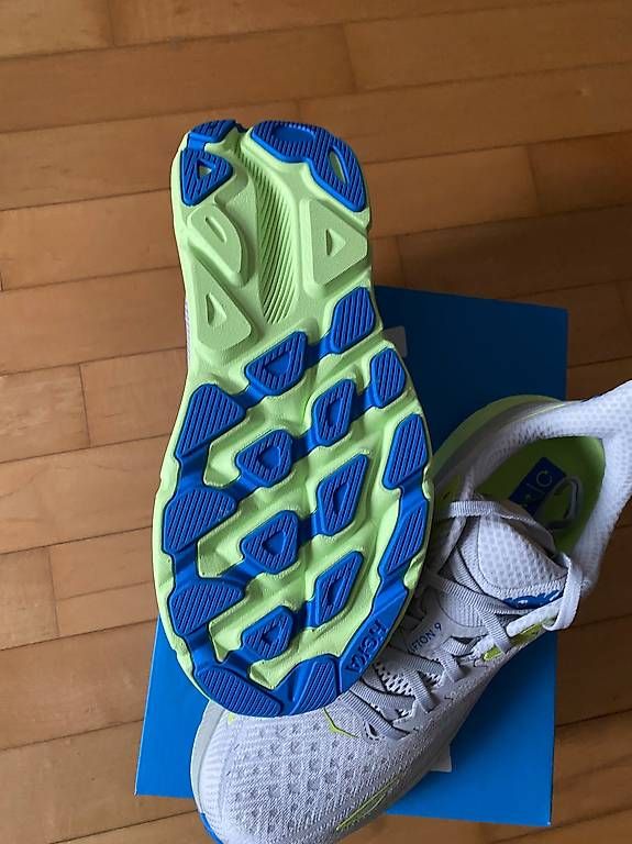 Chaussure de running Hoka Clifton 9 (Gebraucht) in Farvagny-le-Grand ...