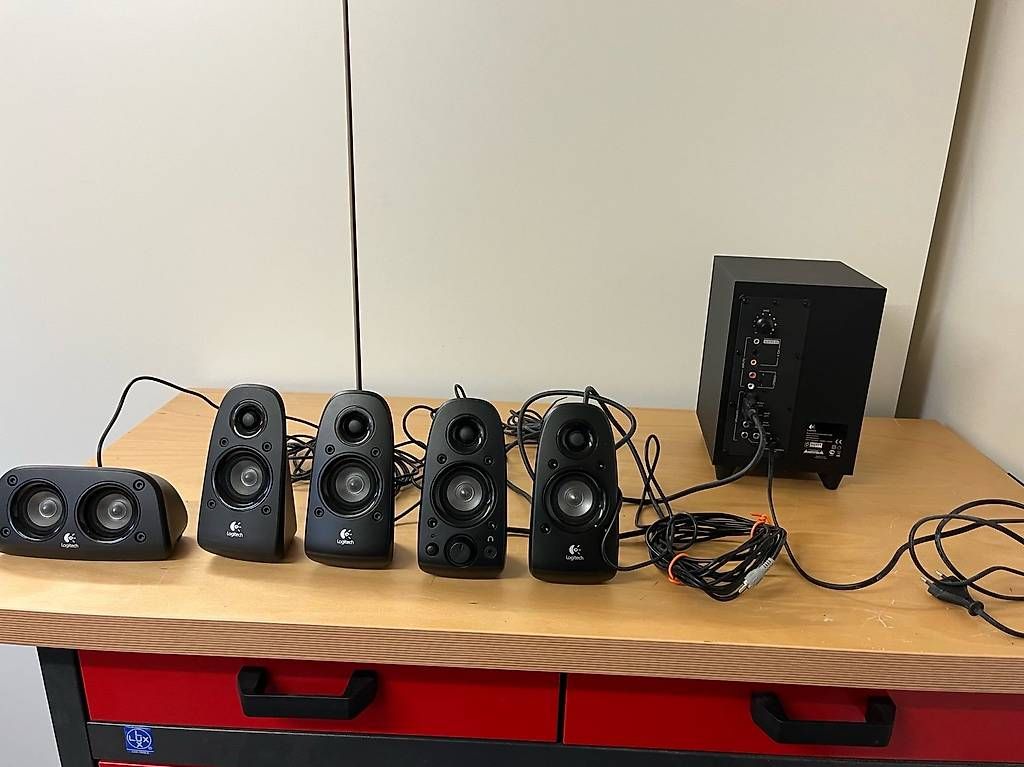 Logitech Z506 5.1 Surround Sound Anlage ? guter Zustand (Gebraucht) in ...