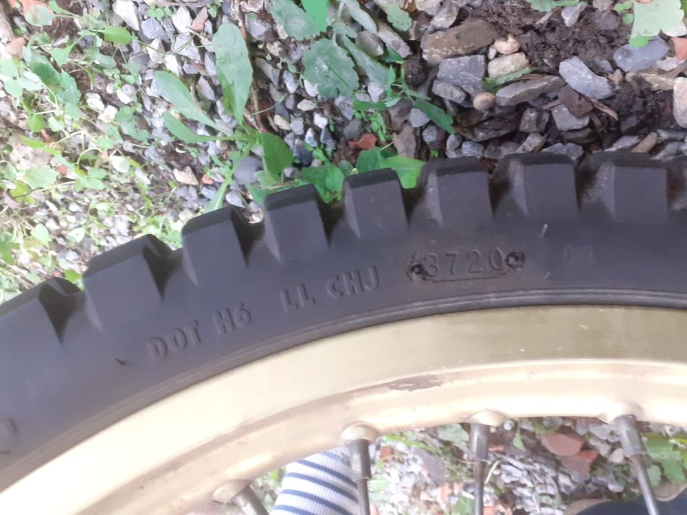 Stollenreifen Set mit Felge Honda Africa twin rd03 XRV650 | Kaufen auf Ricardo