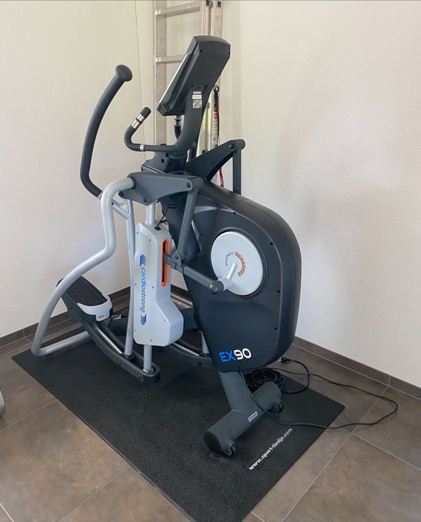 Cardiostrong Ellipsentrainer EX90 | Kaufen auf Ricardo