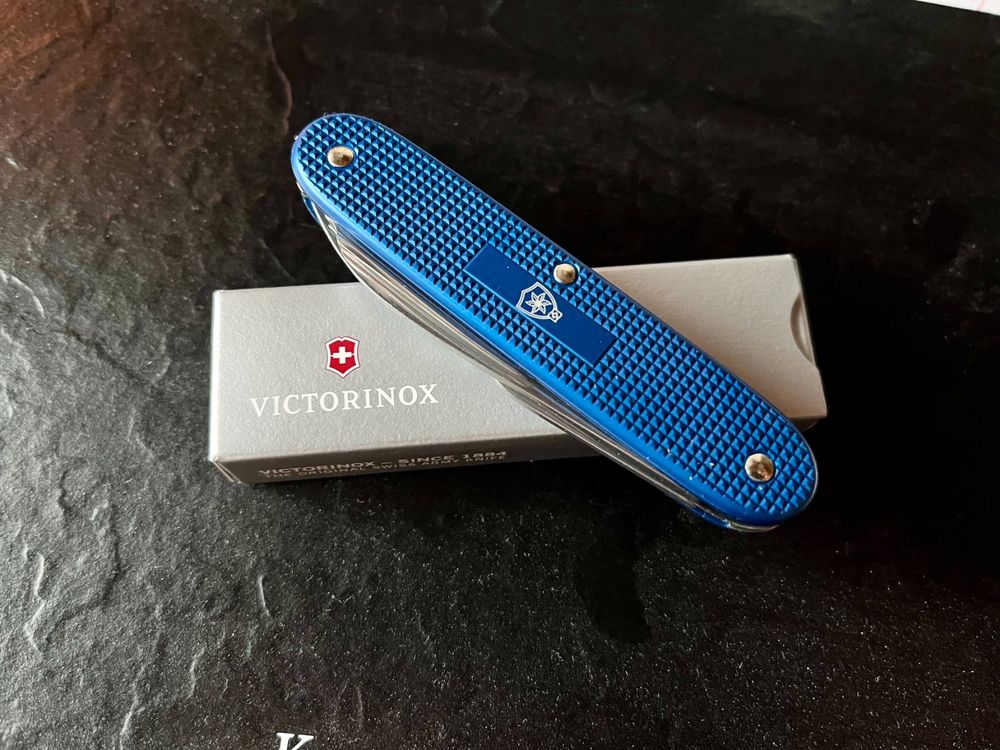 Electrician new run Victorinox limited edition blau Alox neu (Neu und ...