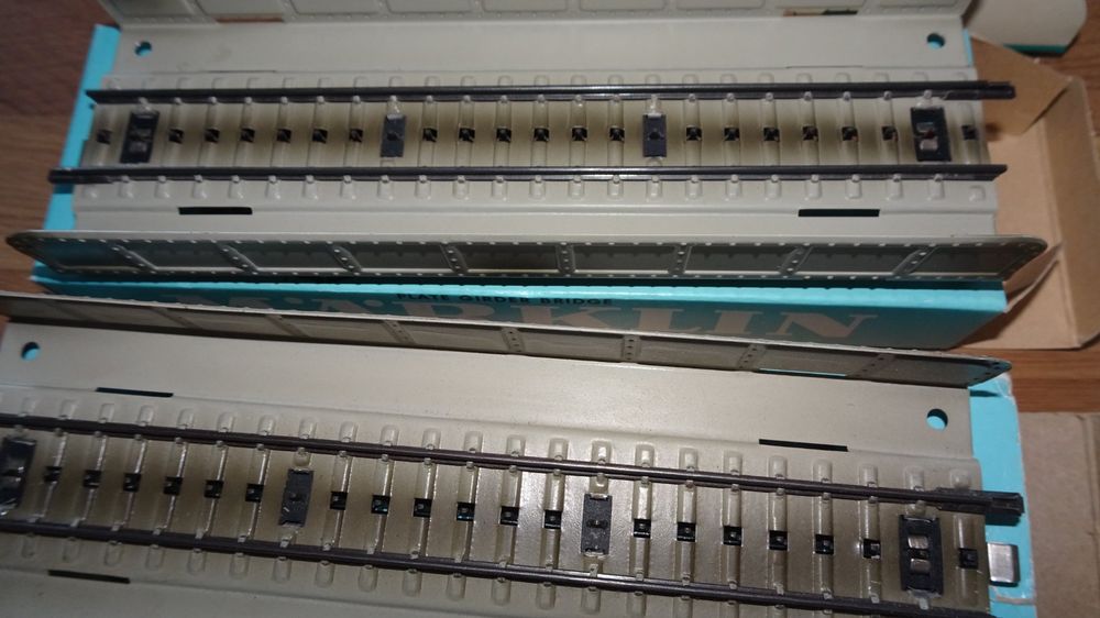 Märklin H0 M-Gleis Gitterbrücken TOP 7161 und 7162 (Gebraucht) in St ...