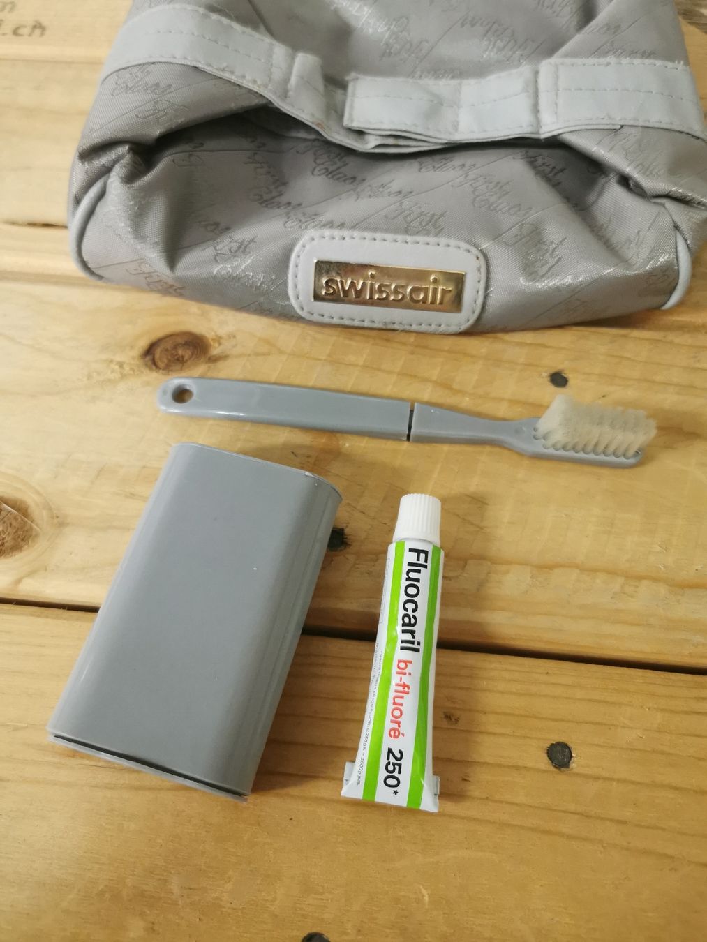 Necessaire Swissair Flugzeug First Class (Gebraucht) in Neuenkirch für ...