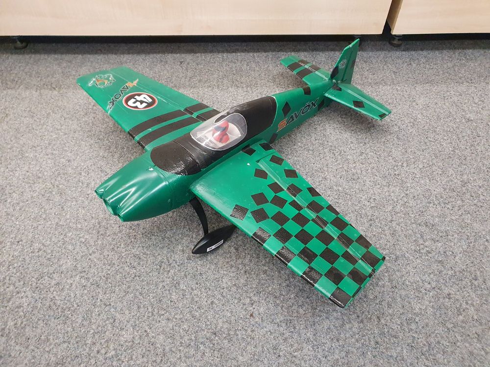 umgebaute E-flite Extra 300 im Pylonstyle Spw. ca. 900mm | Kaufen auf ...