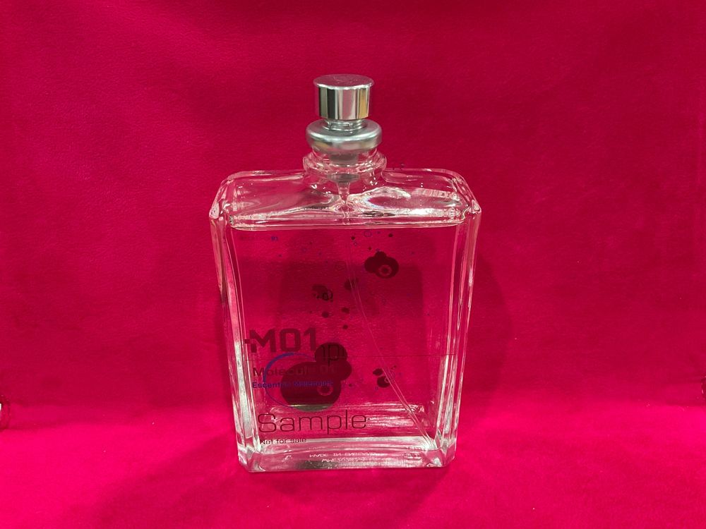 Escentric Molecule 01, Sample, 100 ml (Neu (gemäss Beschreibung)) in ...