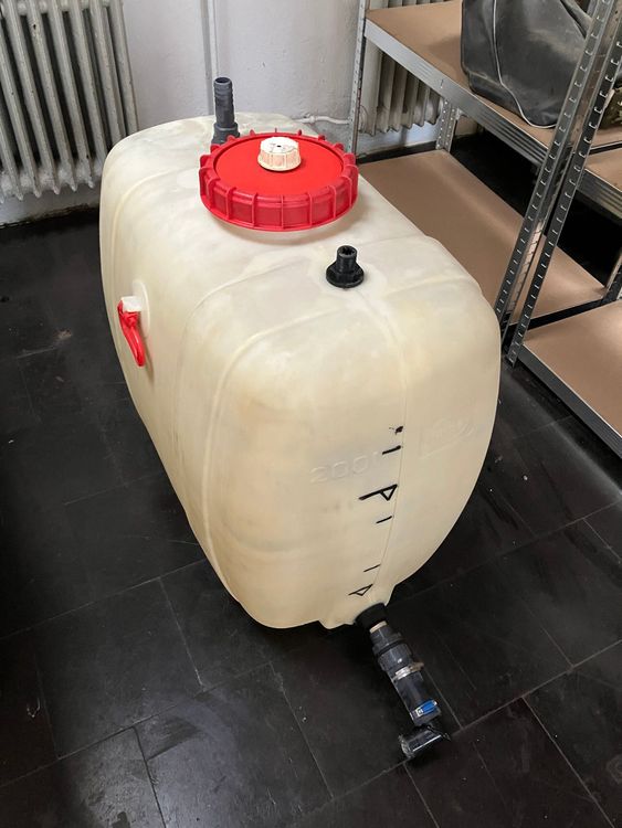 Wassertank 200 Liter | Kaufen auf Ricardo