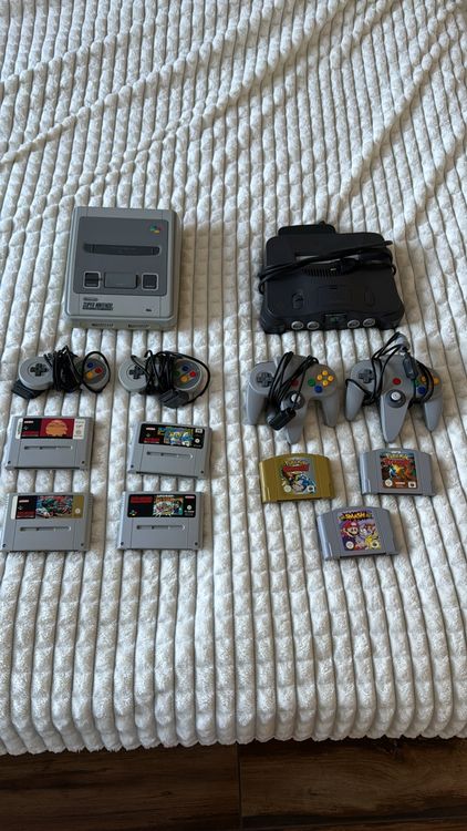 Retro-Gaming Sammlung: Super Nintendo, Nintendo 64, GameBoy (Gebraucht ...