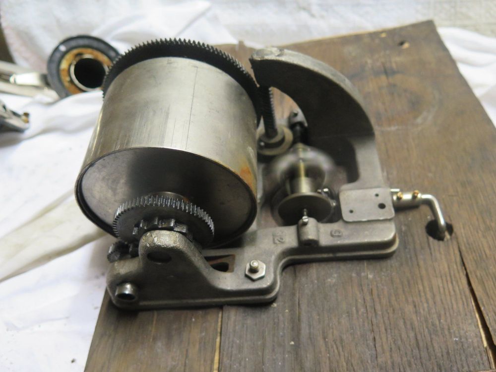 Motor fur Grammophone (Gebraucht) in Prez-vers-Siviriez für CHF 55 ...