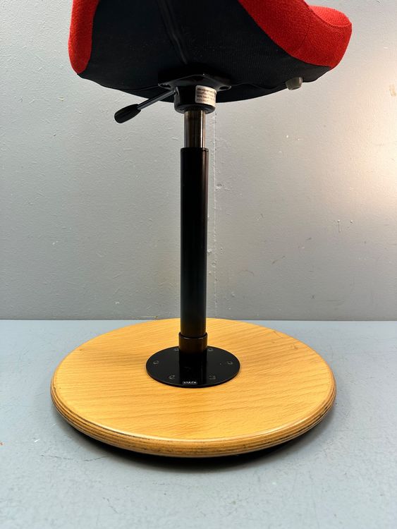 GESUNDHEITSSTUHL „VARIER“ AB 1.-!!! (Gebraucht) in Zürich für CHF 1 ...