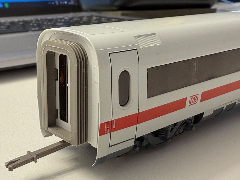 Roco ICE Zwischenwagen 1Kl. / DC HO (Gebraucht) in Jonschwil für CHF 26 ...