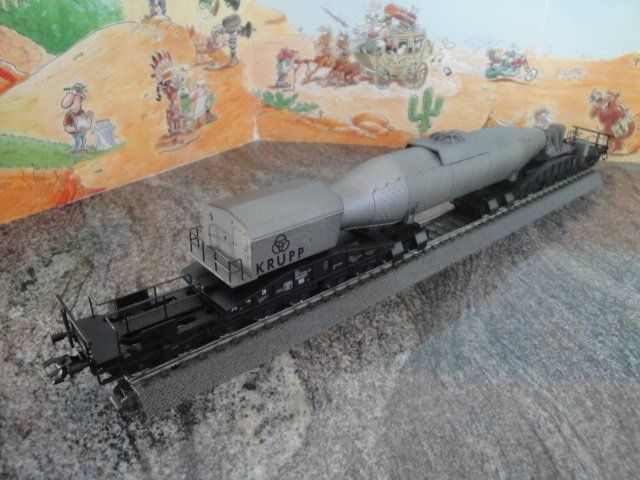 Trix HO 24018. Wagon KRUPP Torpilles 18 essieux selon photos | Kaufen ...