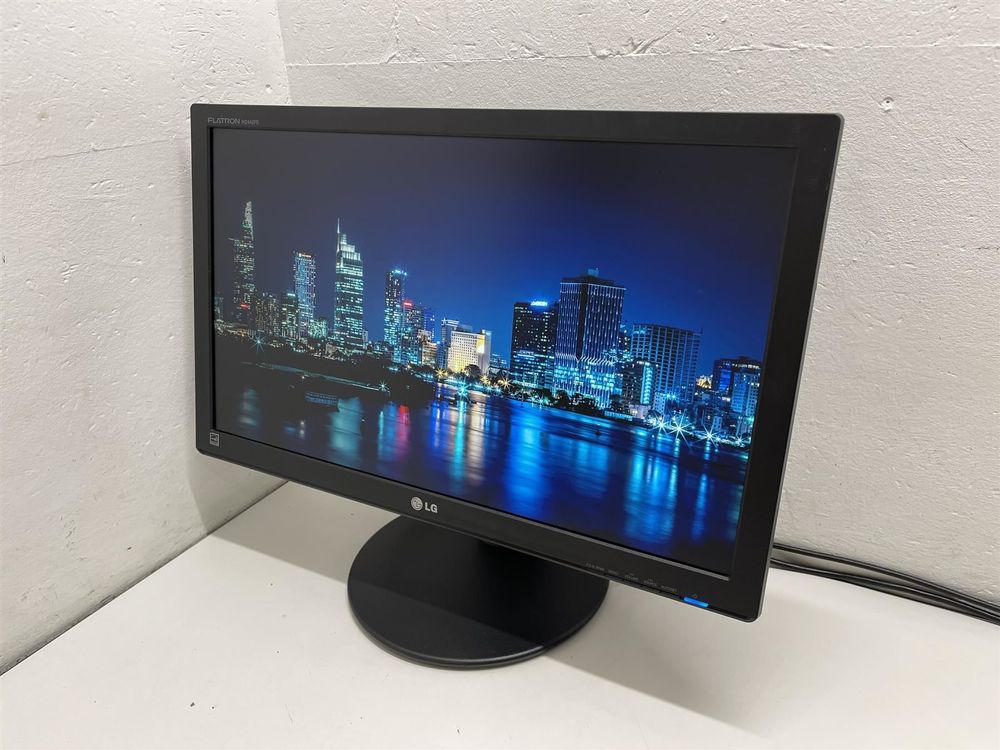 LG FLATRON W2442PE Monitor | Kaufen auf Ricardo