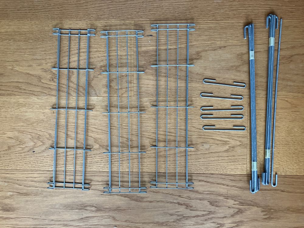 Gitter-Set mit Haken für Steinmauer (Neu (gemäss Beschreibung)) in ...