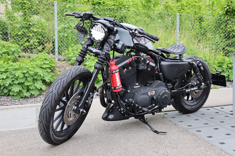 Harley Davidson Sportster Iron 883 “Custom Bike” Akrapovič (Neu (gemäss ...