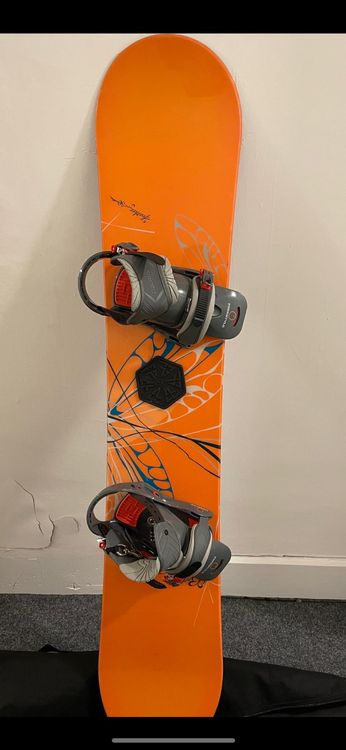 BURTON Snowboard 160 cm mit Bindung inkl. BURTON Hülle | Kaufen auf Ricardo
